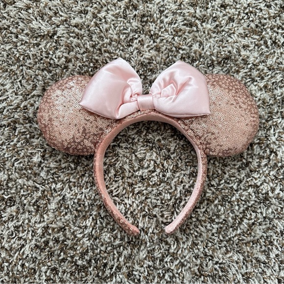 Disney | Accessories | Disney Light Pink Minnie Mouse Ears | Poshmark